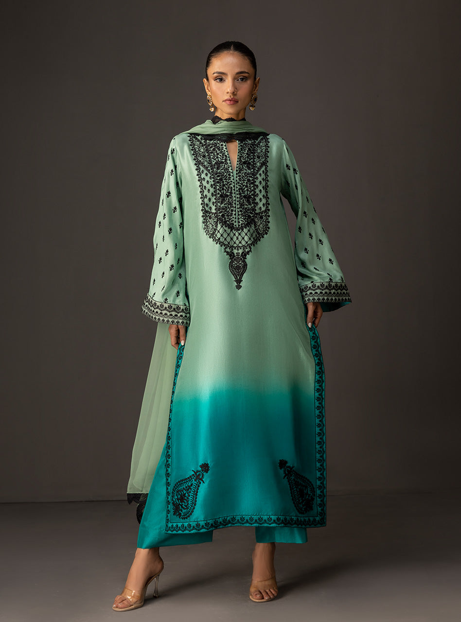 Mint Cascade – Zainab Chottani International